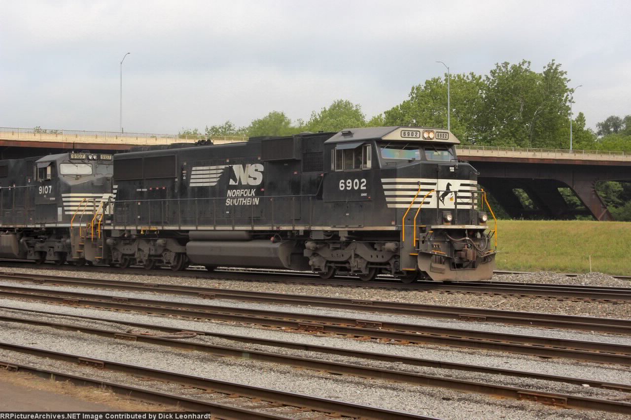 NS 6902